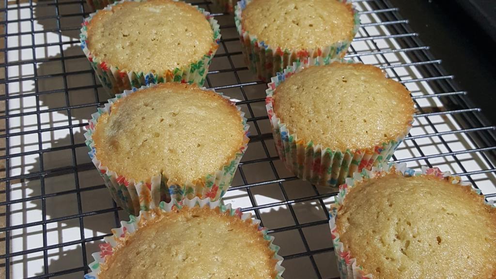 Basic Cupcakes Recipe - Food.com