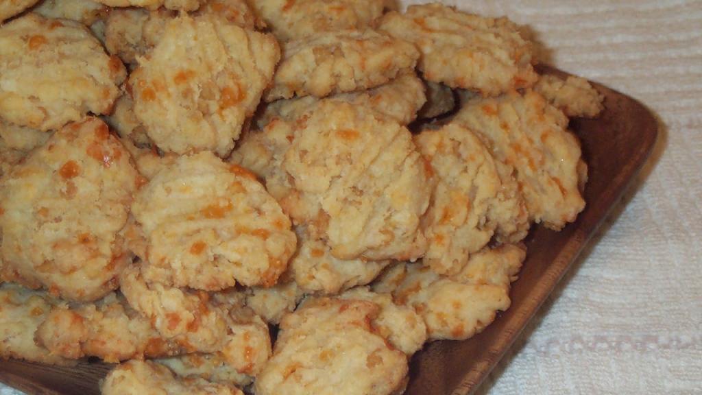 Crispy Cheddar Cookies Recipe - Food.com