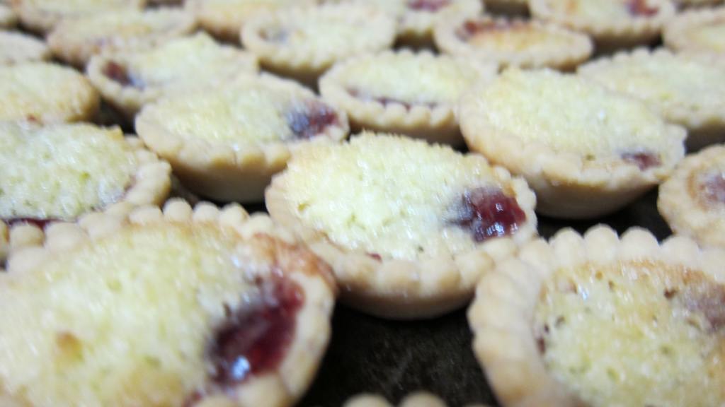 The Best and Easiest Raspberry Coconut Jam Tarts Ever!!! Recipe - Food.com