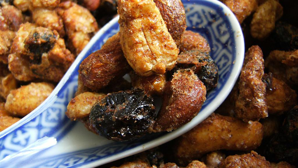 Sweet and Sassy Mixed Nuts Recipe - Food.com
