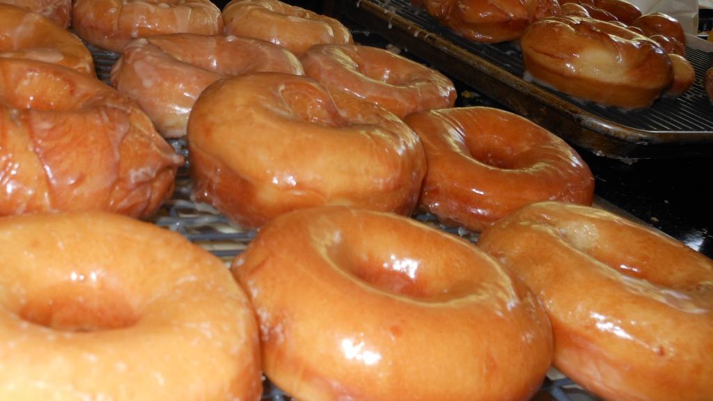 Crispy and Creamy Doughnuts Recipe - Food.com