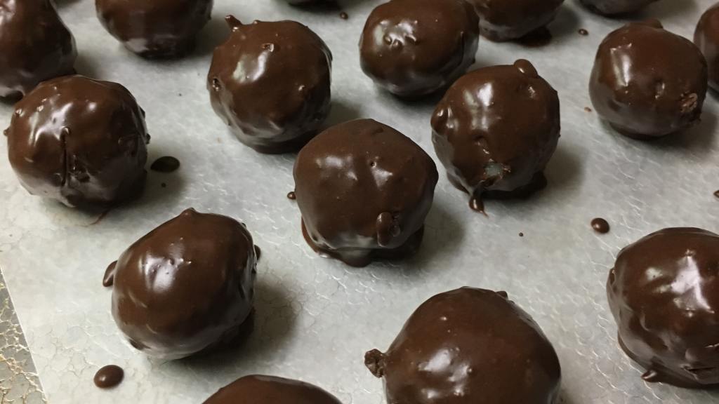 The Best Dipping/Coating Chocolate Ever! Recipe - Food.com