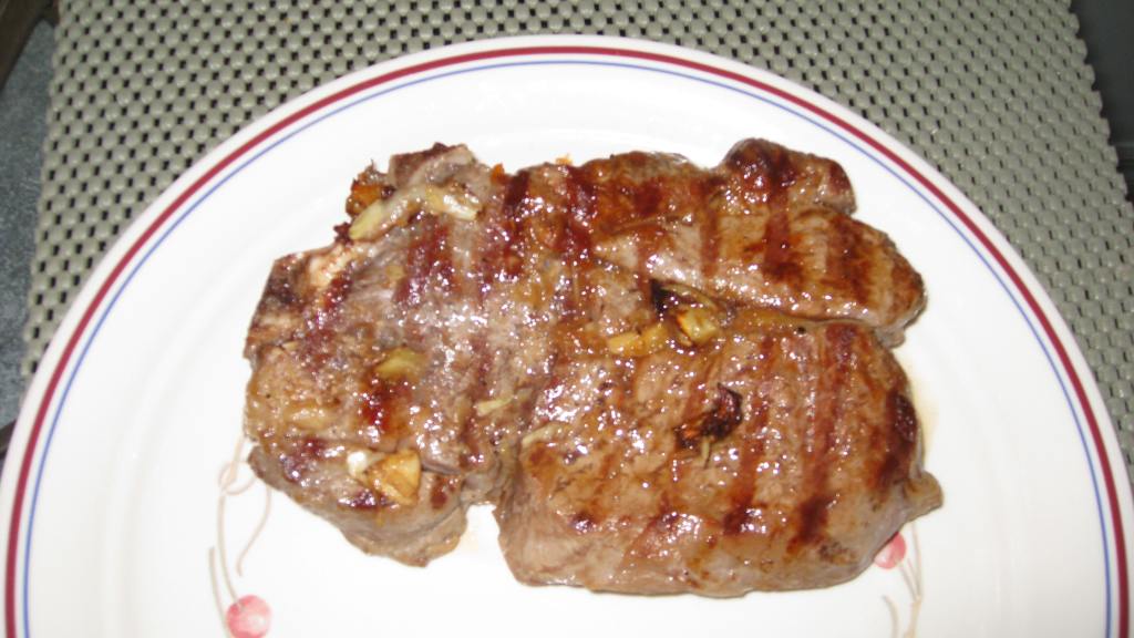 Garlic Grilled Steaks Recipe
