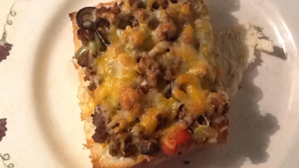 Beef 'n' Cheese French Bread Recipe - Food.com