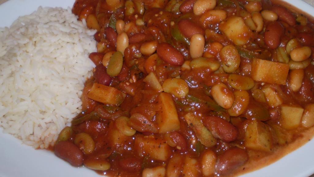 Hungarian Mixed Bean Goulash Recipe - Food.com