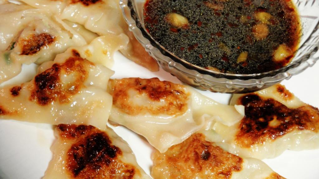 Easy and Delicious Pot Stickers Recipe - Food.com