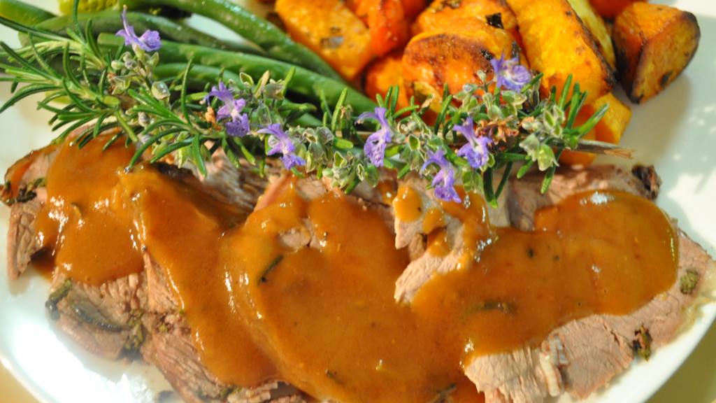 Drop Dead Gorgeous - Garlic Studded Roast Leg of Lamb Recipe - Food.com Drop Dead Gorgeous - Garlic Studded Roast Leg of Lamb Recipe - Food.com