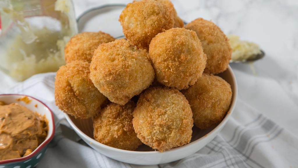German Sauerkraut and Potato Balls Recipe - Food.com