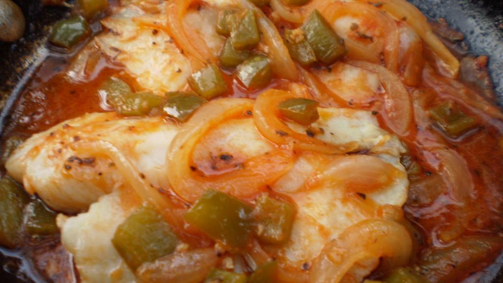 Filetes De Chillo in Salsa (Puerto Rican Fish Fillets) Recipe - Food.com