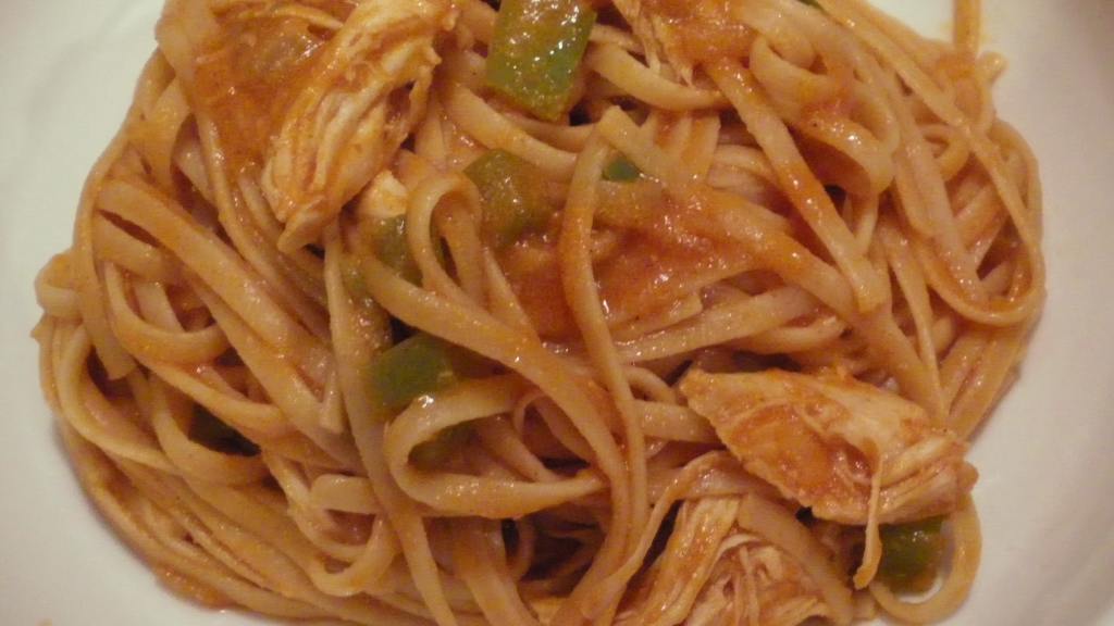 Spaghetti Con Pollo (Central American Chicken and Spaghetti) Recipe ...