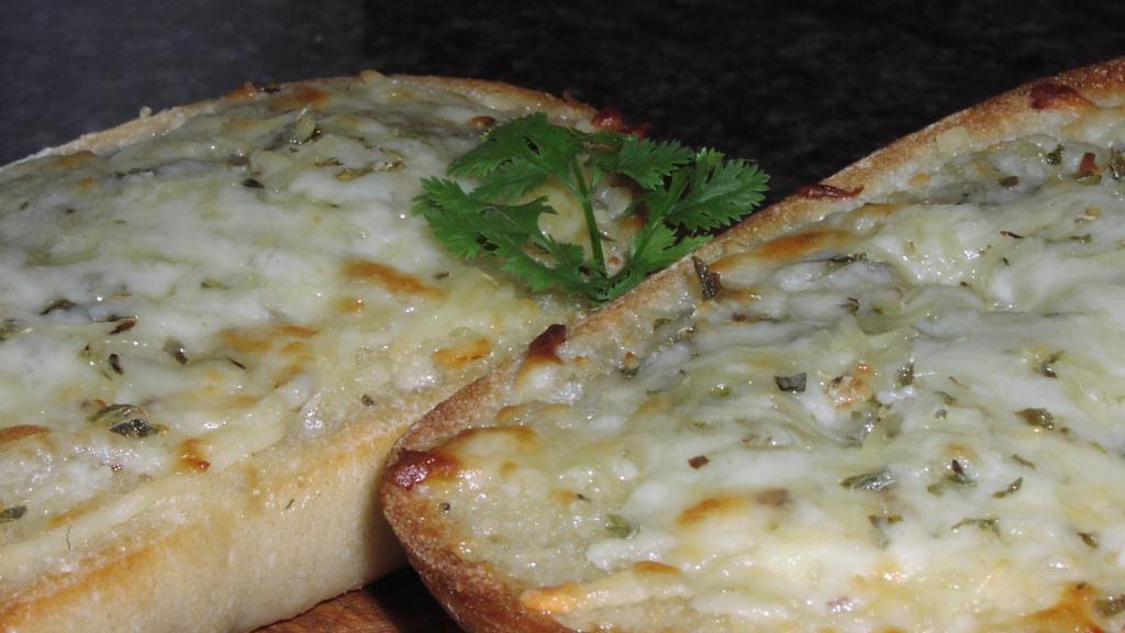 Quick & Easy Italian Cheese Bread Recipe - Food.com