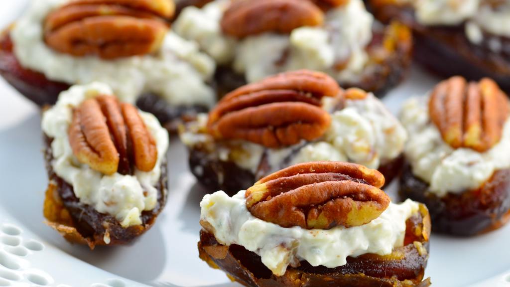 Blue Cheese and Pecan Stuffed Dates Recipe - Food.com