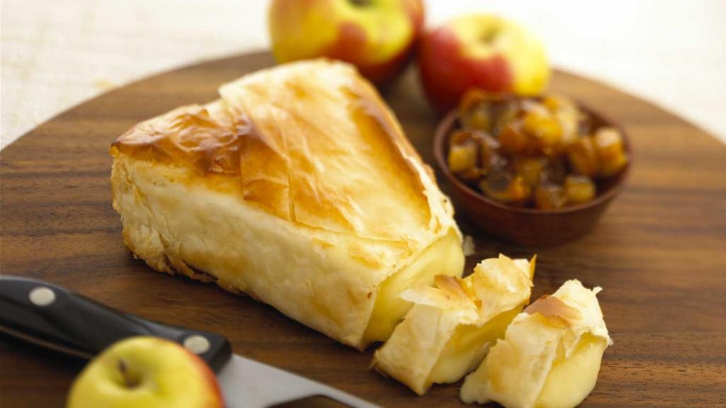 Baby Brie Wedge in Phyllo Recipe - Food.com