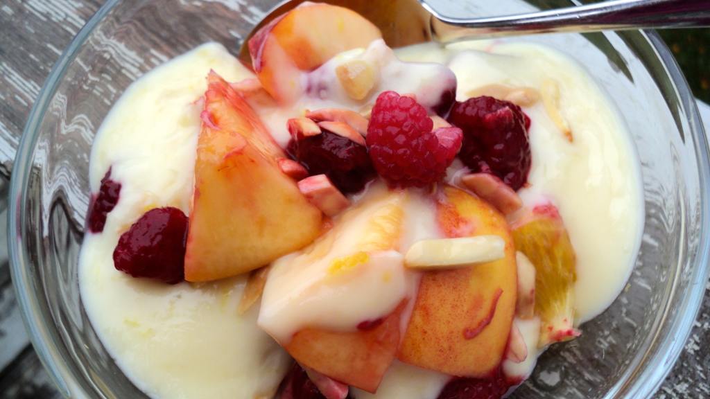 Frouta Ke Yaourti (Greek Fruit Salad) Recipe - Food.com