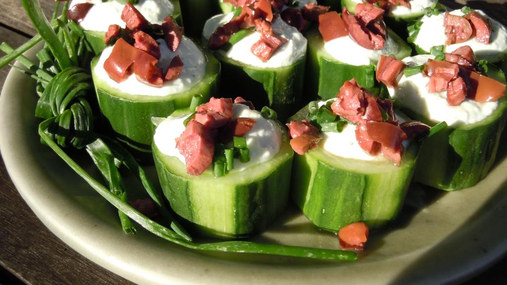 Creamy Chive Cucumber Cups Recipe - Food.com