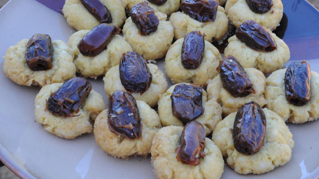Albanian Date Cookies Recipe - Food.com