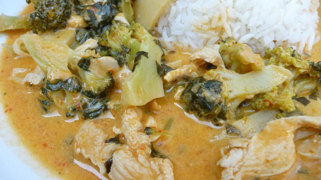 Chicken and Broccoli Thai Curry Recipe - Food.com
