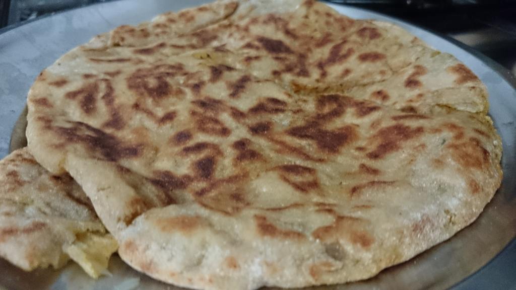 Alu Paratha - Mashed Potato Stuffed Bread Recipe - Food.com