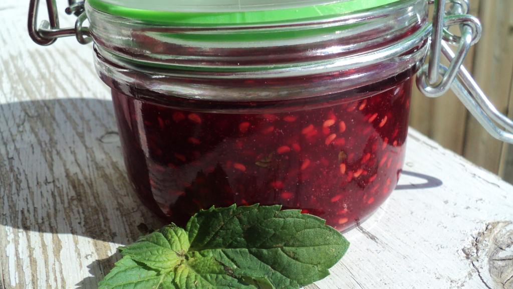 Nif's Quick Raspberry Mint Jam Recipe - Food.com