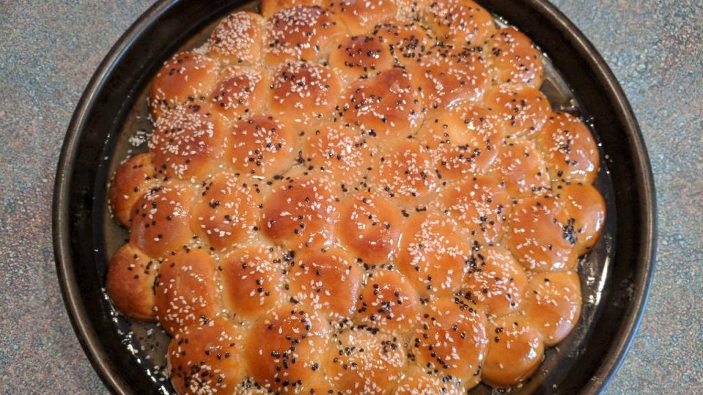 Yemenite Honeycomb Bread (Khaliat Al Nahl) Recipe - Food.com