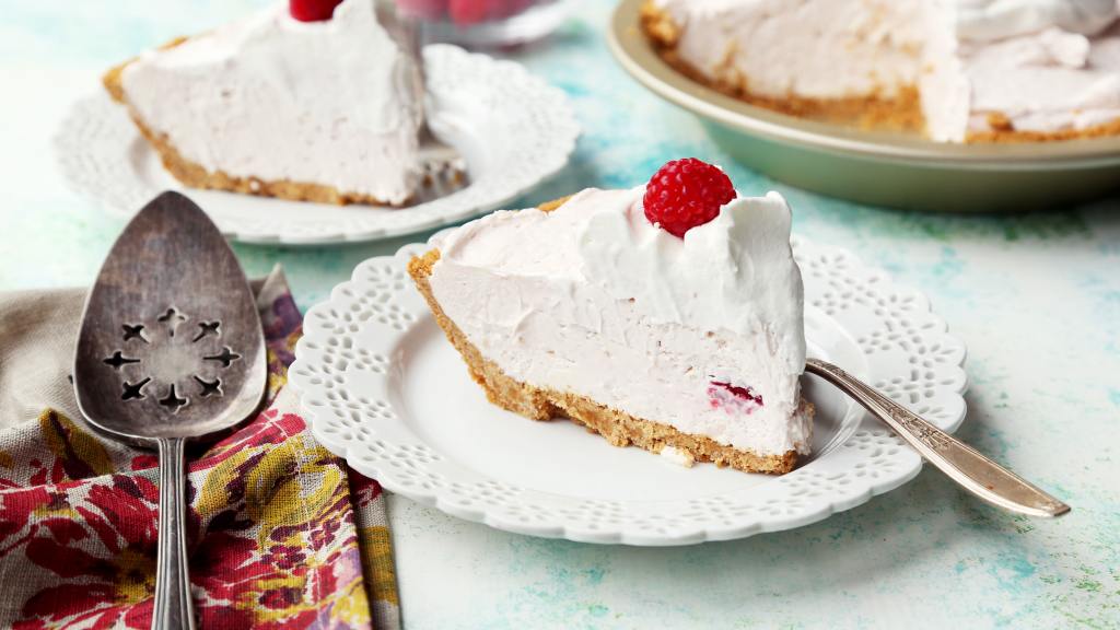 Raspberry and Cream Frozen Yogurt Pie Recipe - Food.com
