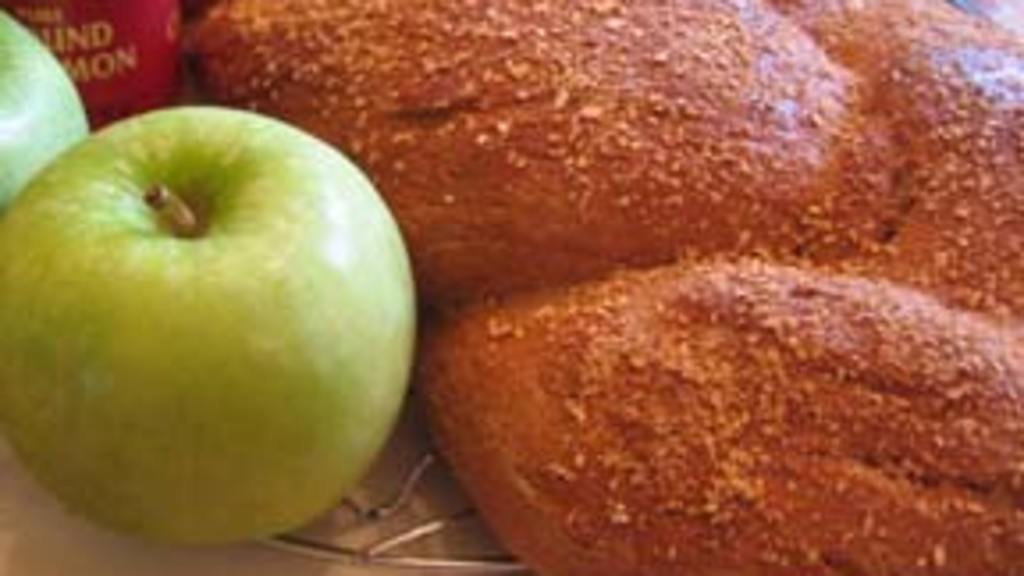 Whole Wheat Apple Cinnamon Bread - Bread Machine Recipe - Food.com