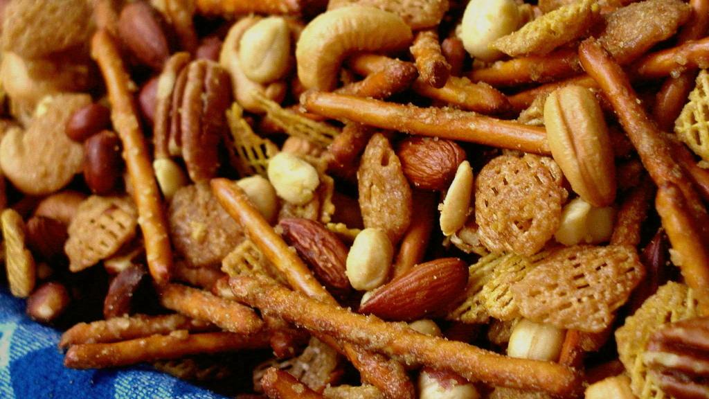 Favorite Snack Mix Recipe - Food.com
