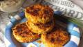 Slammin' Salmon Crunchy Cakes With Gayla Sauce Recipe - Food.com