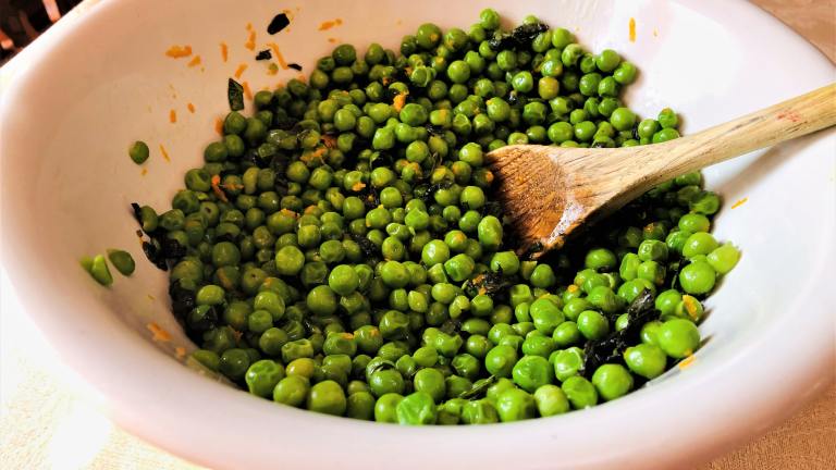 Steamed English Peas With Basil Butter Recipe - Food.com