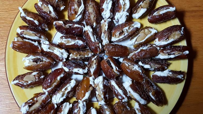 Dates Stuffed with Cream Cheese and Pecans Recipe - Food.com