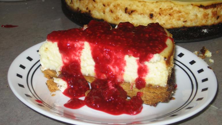 Luscious Lemon Cheesecake With Raspberry Sauce Recipe - Food.com