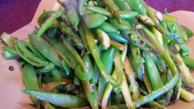 Pacific Northwest Stir-Fried Asparagus & Sugar Snap Peas Recipe - Food.com