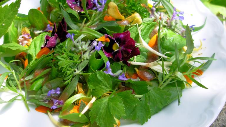 Elizabethan English Herb and Flower Salad With Honey Dressing Recipe ...