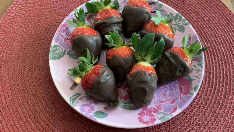 Chocolate-Covered Strawberries Recipe - Food.com