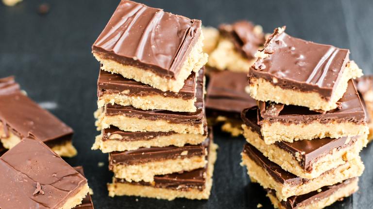 Reeses Squares - 5 Ingredients & No Bake (Reese's) Recipe - Food.com
