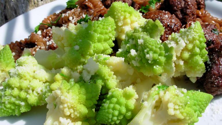 The Wedding Bouquet Vegetable Platter or Romanesco Romano! Recipe ...