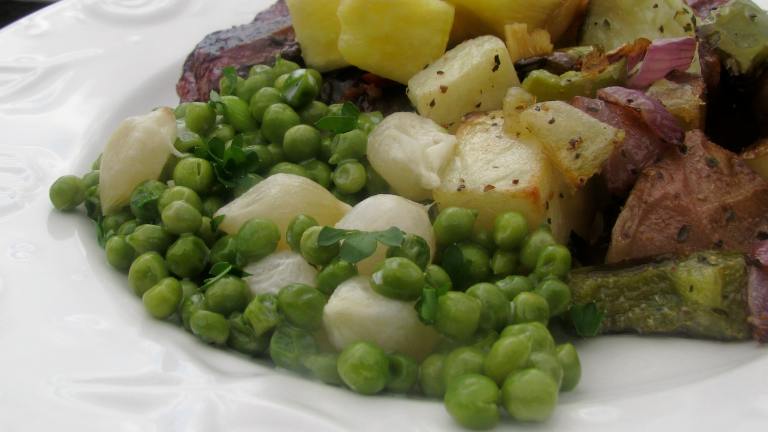 Decadent, Peas With Baby Onions and Cream Recipe - Food.com
