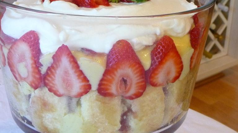 Strawberries and Cream Trifle Recipe - Food.com