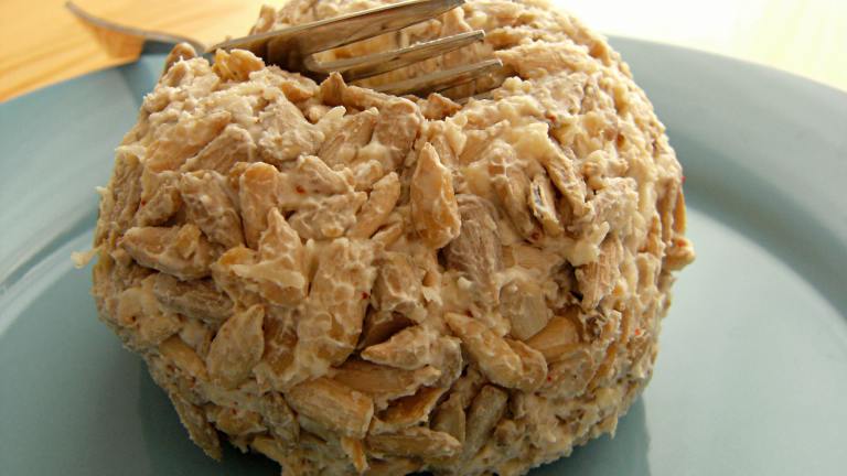 Swiss-Nut Cheese Ball Recipe - Food.com