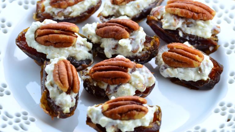 Blue Cheese and Pecan Stuffed Dates Recipe - Food.com