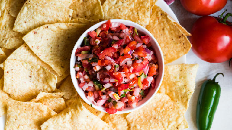 Chipotle Grill Inspired Tomatillo-Green Chili Salsa Recipe - Food.com