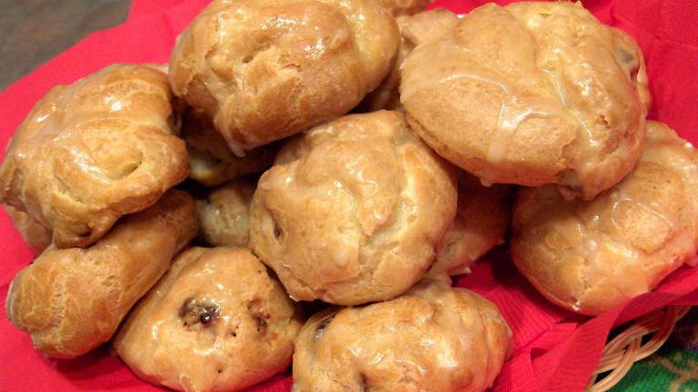 Lemon Frosted Golden Raisin Buns Recipe - Food.com