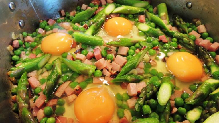 Basque Eggs With Ham, Asparagus and Peas Recipe - Food.com