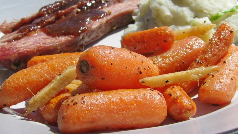 Glazed Carrots With Irish Whiskey and Ginger Recipe - Food.com