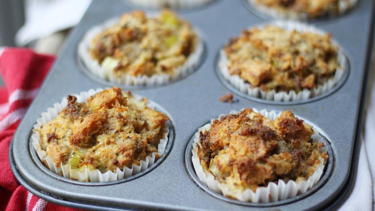 Cranberry-Stuffed Cornbread Stuffing Muffins Recipe - Food.com