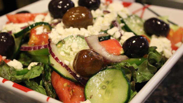 Horiatiki Salata: Greek Salad Recipe - Food.com