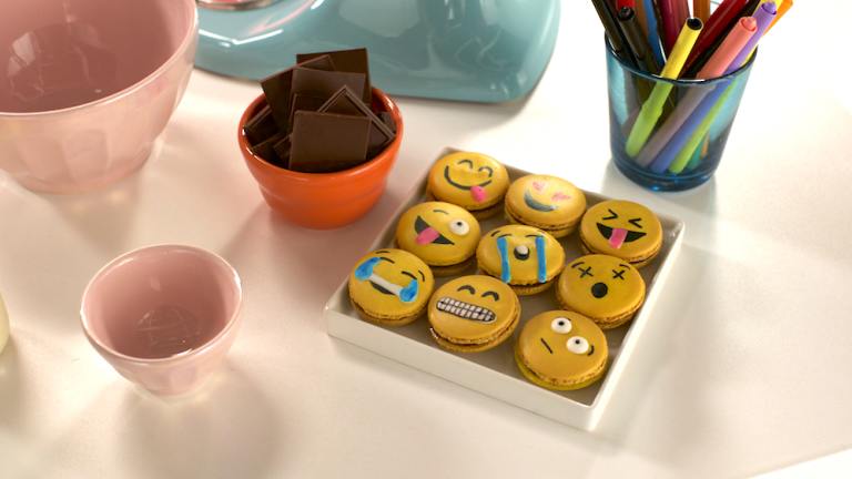 Emoji Macarons Recipe - Food.com