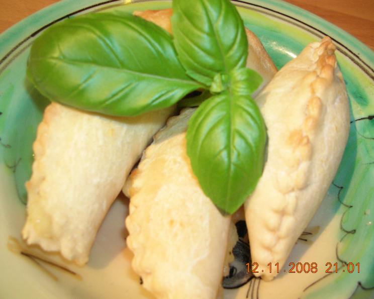 Cheesy Potato Calzone Recipe - Food.com