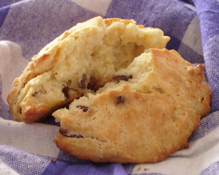 Easy Buttery Drop Raisin Scones Recipe - Food.com