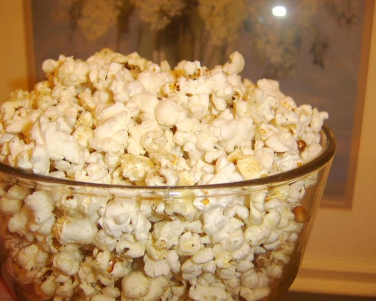 Black Pepper and Parm Cheesy Popcorn Recipe - Food.com